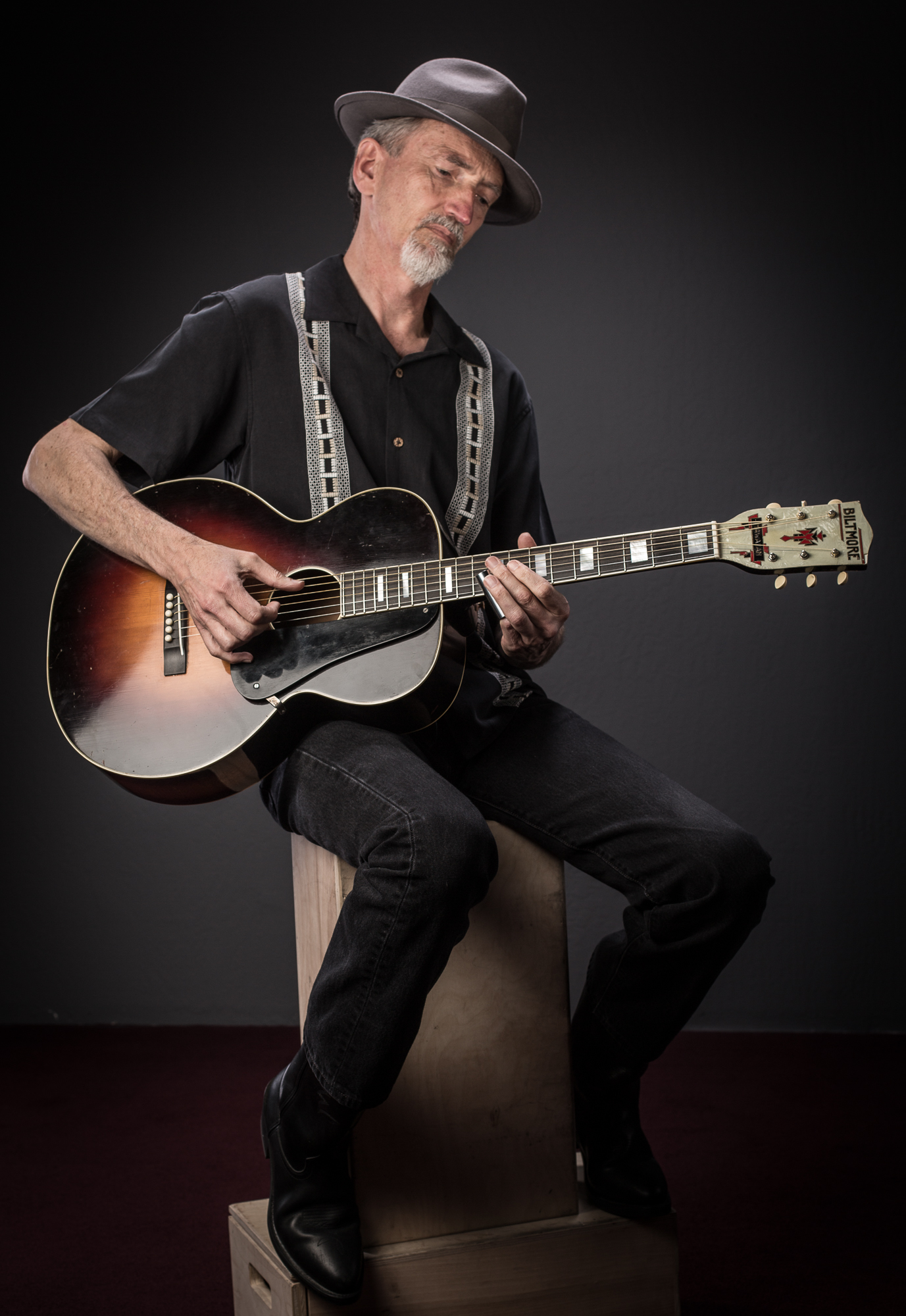 Slowly I Turn – John Maxwell Blues Guitar